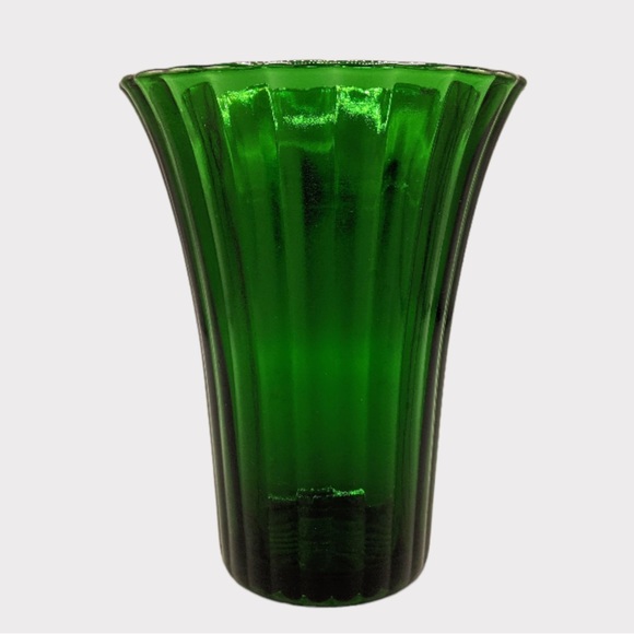 napco | Accents | Vintage Napco Emerald Green Fluted Vase | Poshmark